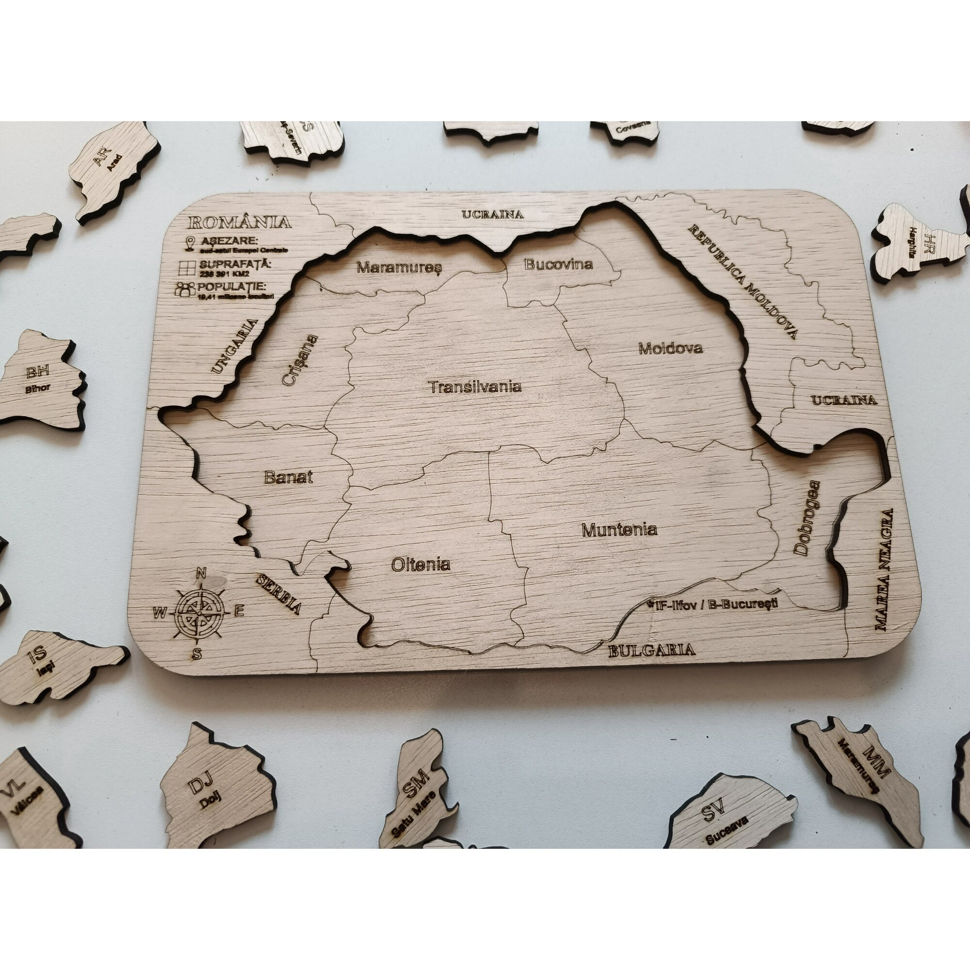 Puzzle Montessori, Harta Romaniei 2 in 1, Regiunile si Cele 41 de ...