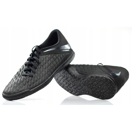 black hypervenom indoor