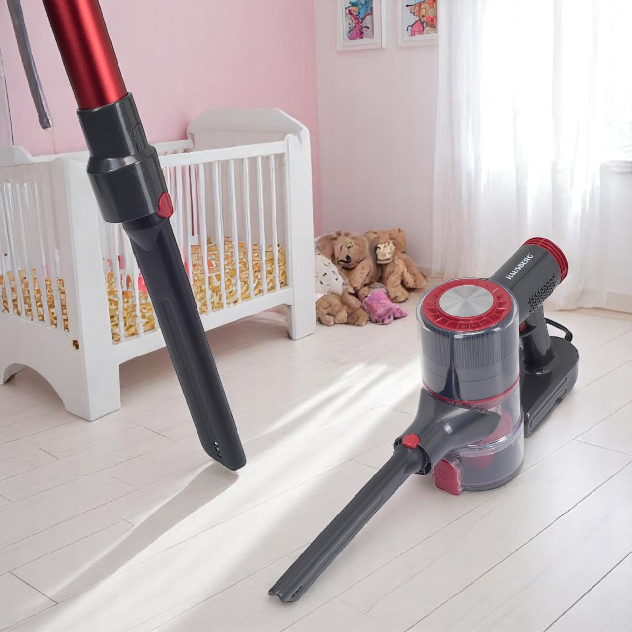 Aspirator vertical cu fir, 900W, fara sac, capacitate 0.7L, raza de ...