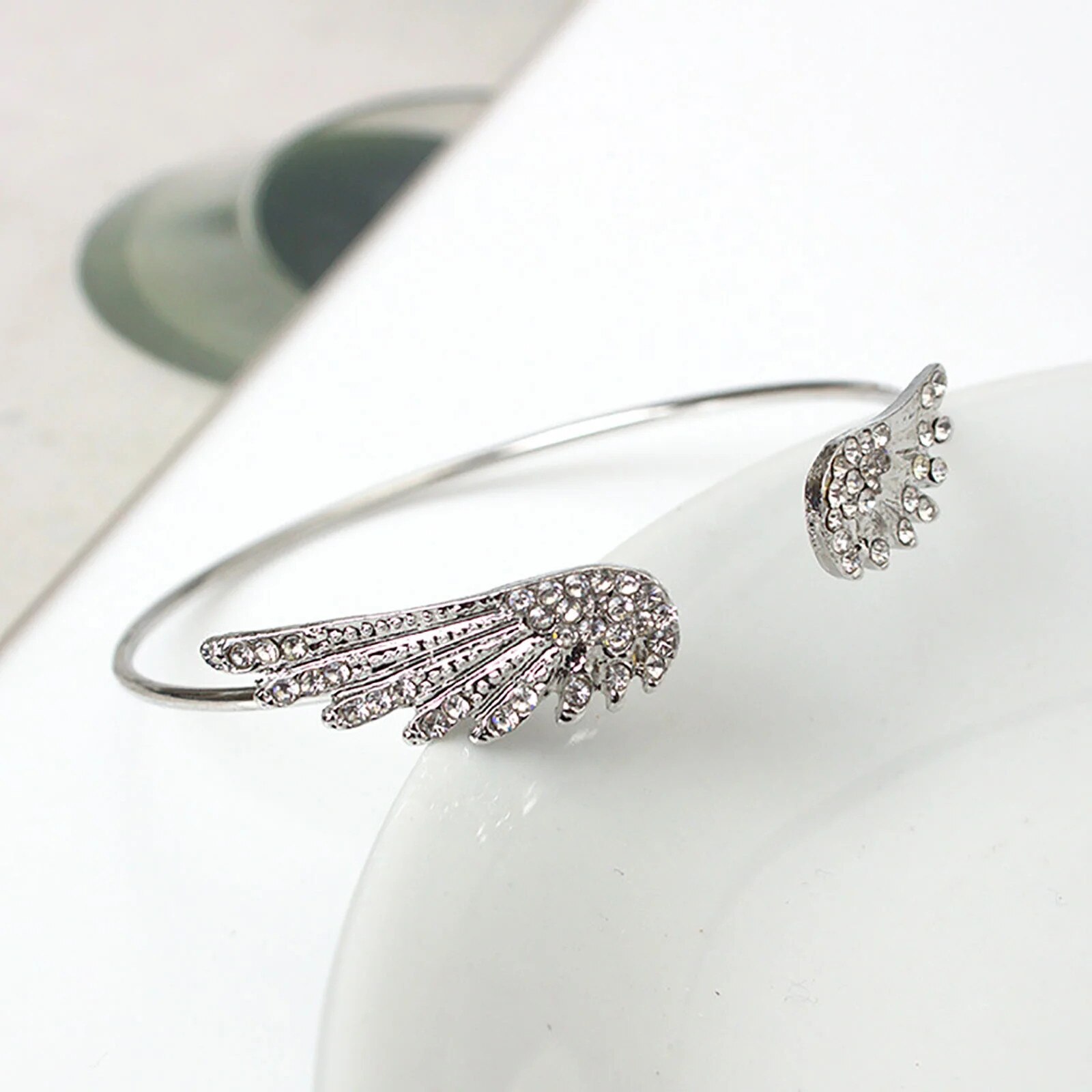 Bratara deschisa cu diamante Angel W-ings, multicolor, pentru femei ...