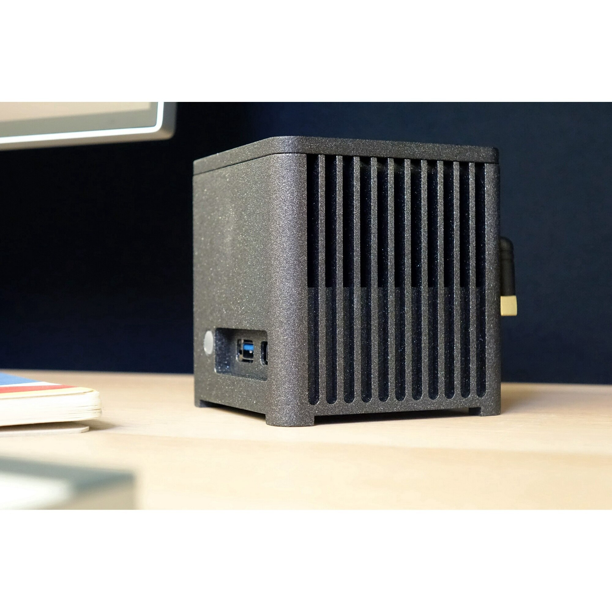 KUBB Mini PC Fanless Intel® N150 3.6 GHz, 16GB RAM DDR5 4800MHz, M.2 ...