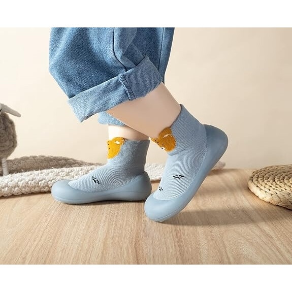 Sosete de podea copii, non-slip, confortabile, multicolor, dimensiuni ...