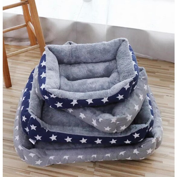 Culcus pentru caini si pisici, Albastru Stelute - L, 70x55cm, 7-15kg, # ...
