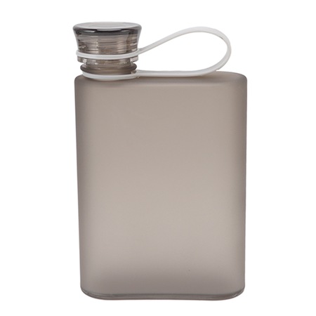 Sticla de apa eleganta, recipient din plastic de executie fina, design ...