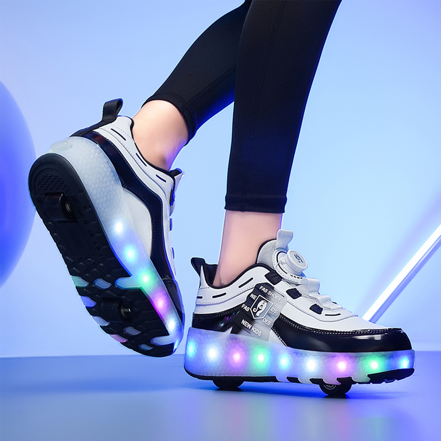 Role pentru copii,2 roti, cu roti detasabile patine sport, Cu LED ...