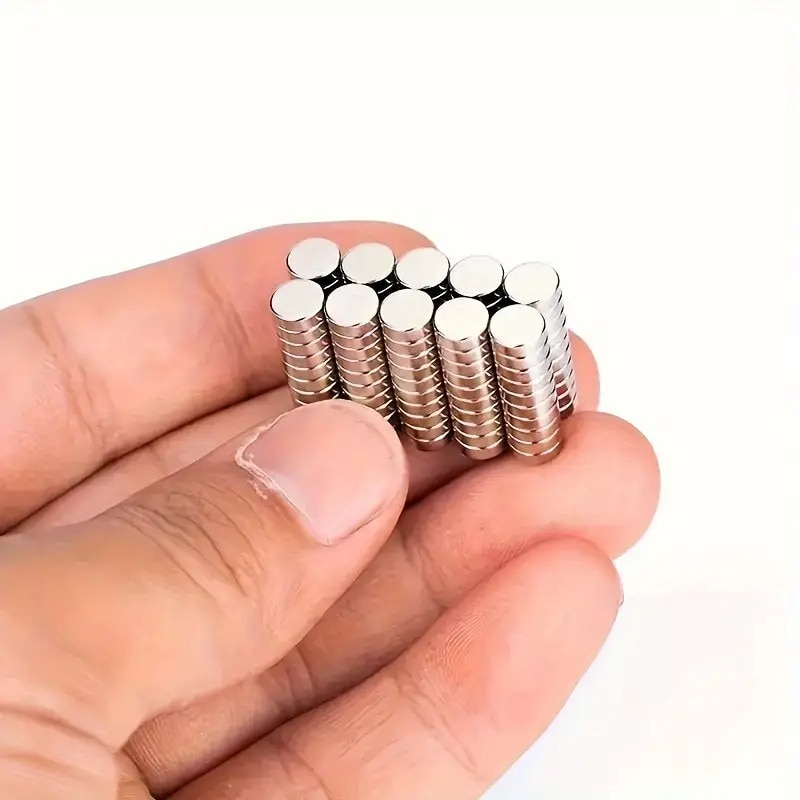 Set magneti rotunzi puternici Neodim 6x2 mm, argintii - 50 buc - eMAG.ro