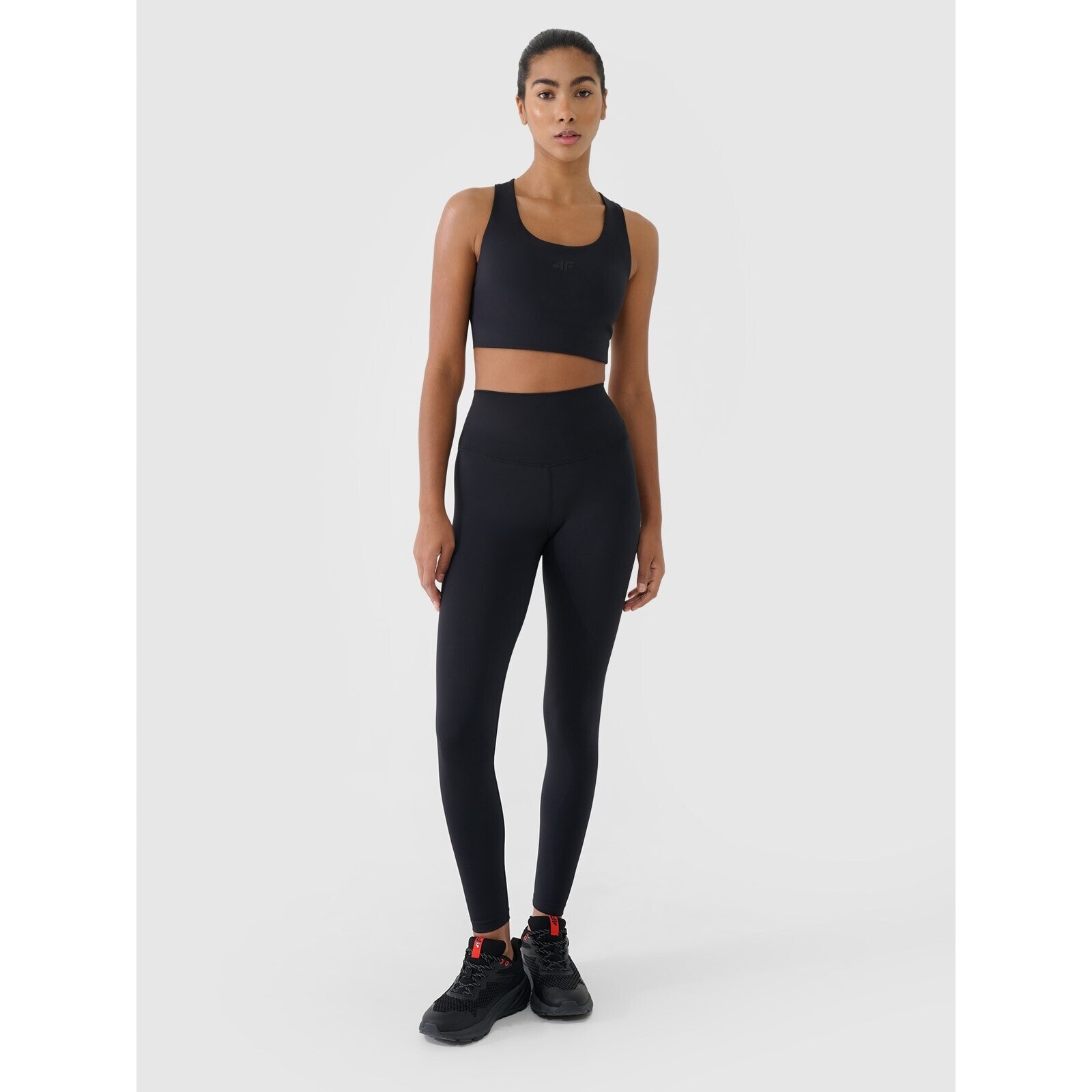 Bustiera Sport 4F Femei Negru Interlock XS-XL Suport Usor Uscare Rapida ...