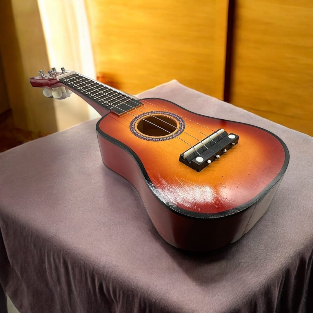 Chitara de Jucarie din Lemn natural, Ukulele, cu patru corzi, Sunete ...
