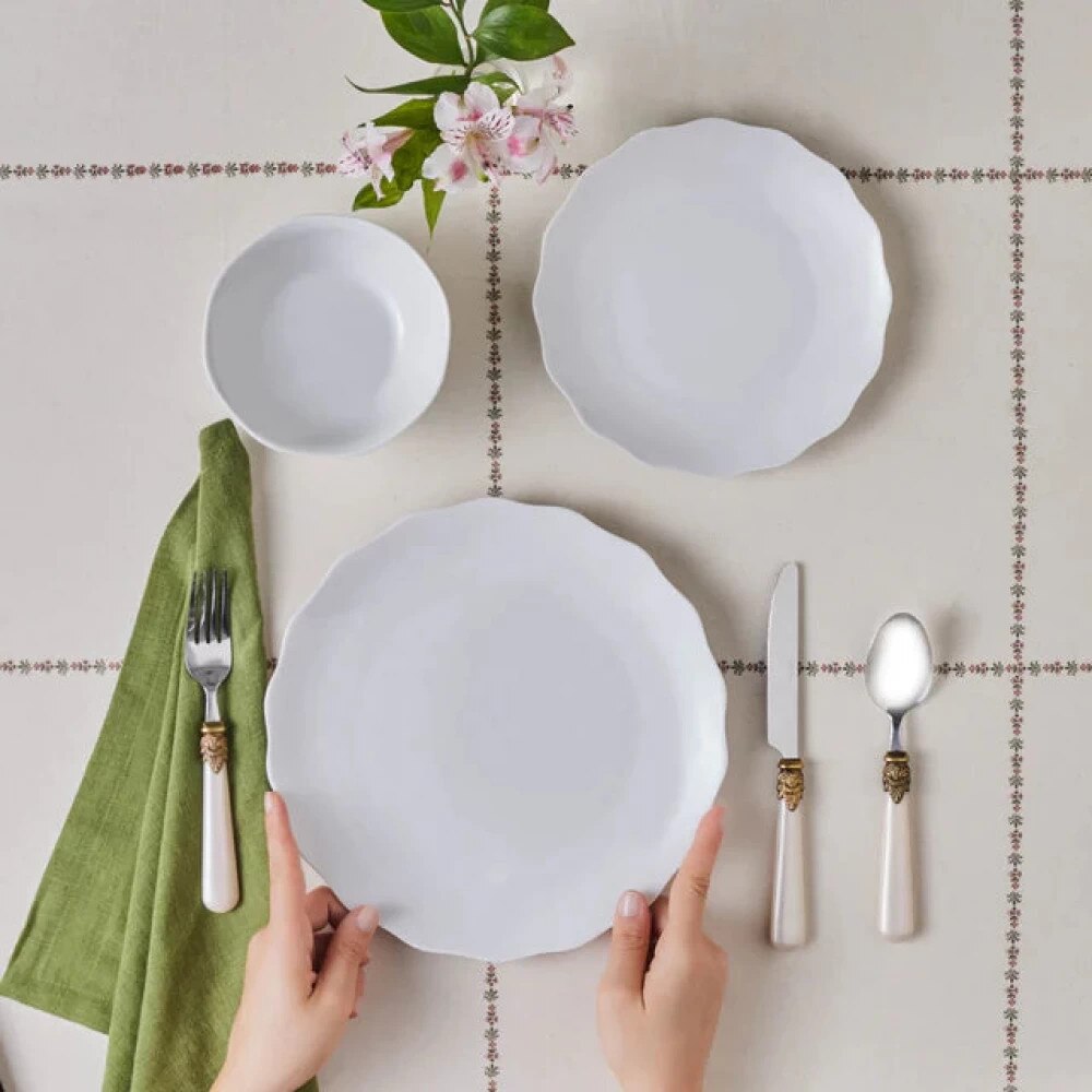 Set de vesela din 18 piese pentru 6 persoane Karaca, Scalloped ...