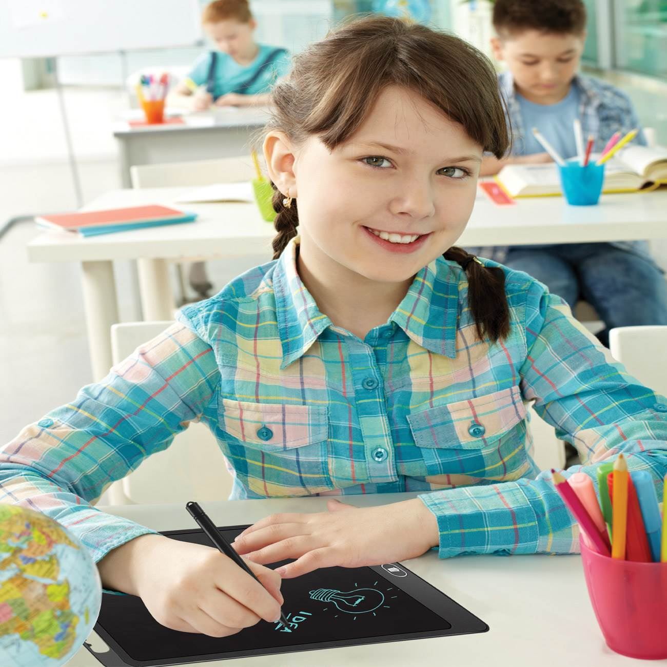 Tableta de Scris pentru Copii cu Ecran LCD 8.5" & Pix - eMAG.ro