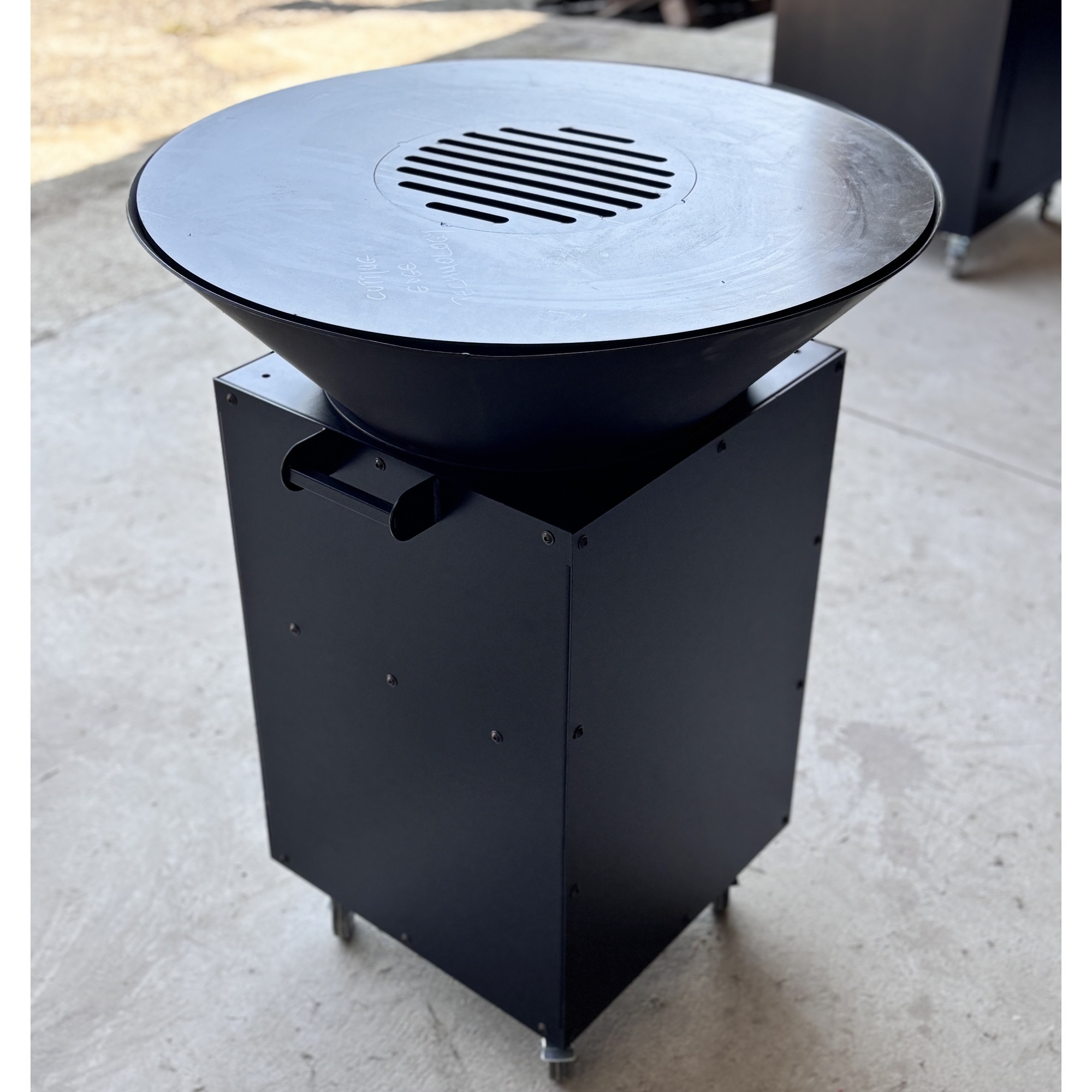 Gratar Rotund de gradina diametru 75 cm fire pit cu Plita rotunda 10 mm ...