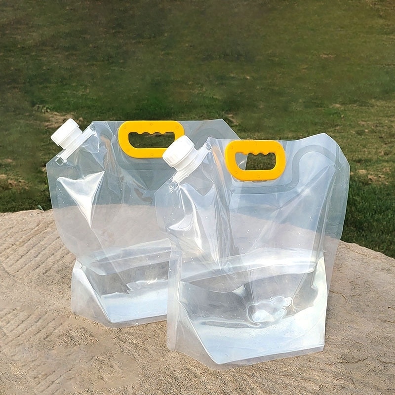Punga de apa pliabila transparenta din plastic, capacitate mare 5L ...