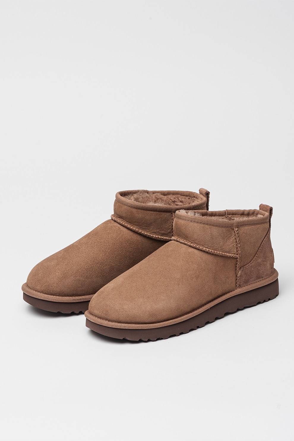 UGG, Ghete slip-on de piele intoarsa cu finisaj rezistent la apa ...