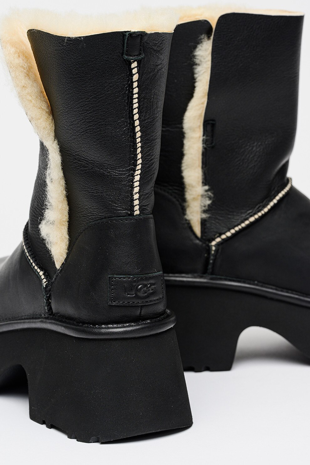 UGG, Ghete de piele Esmee - eMAG.ro