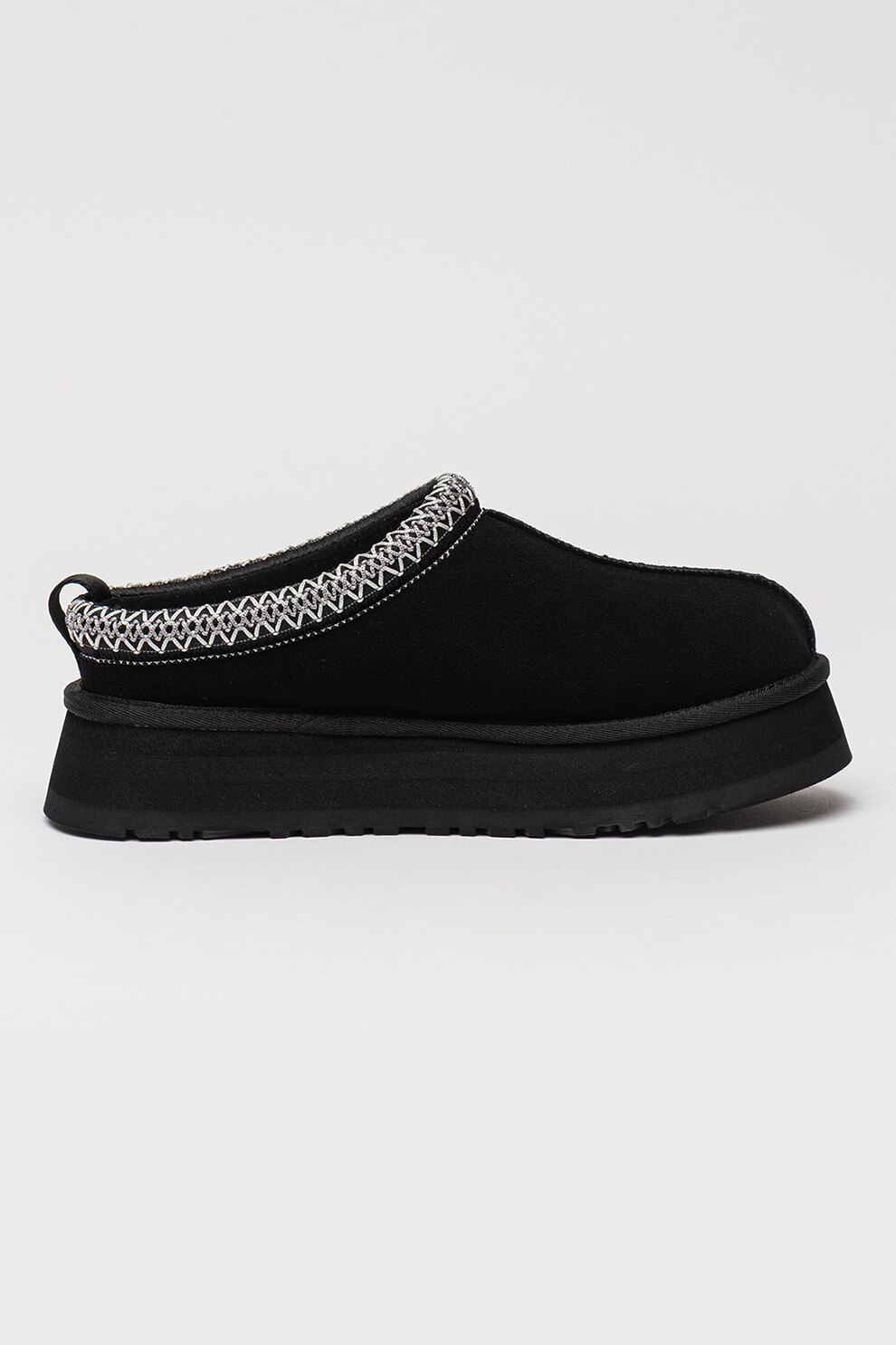 UGG, Saboti din piele intoarsa cu model uni Tazz, Negru, Alb optic, 6 ...