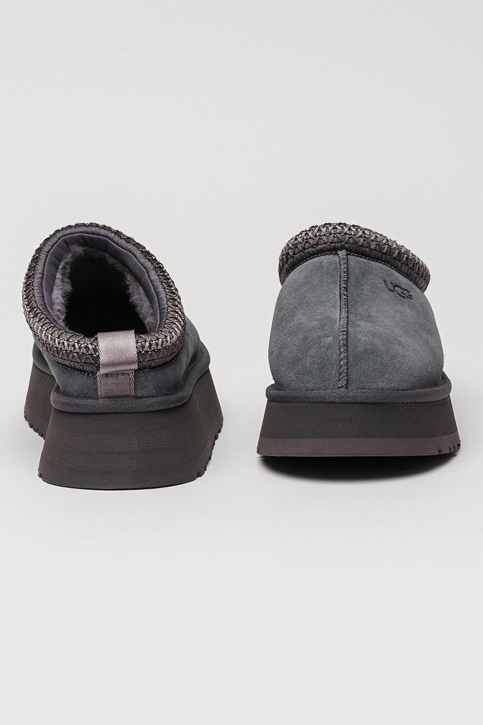 UGG, Saboti din piele intoarsa cu model uni Tazz, Gri inchis, 5 - eMAG.ro