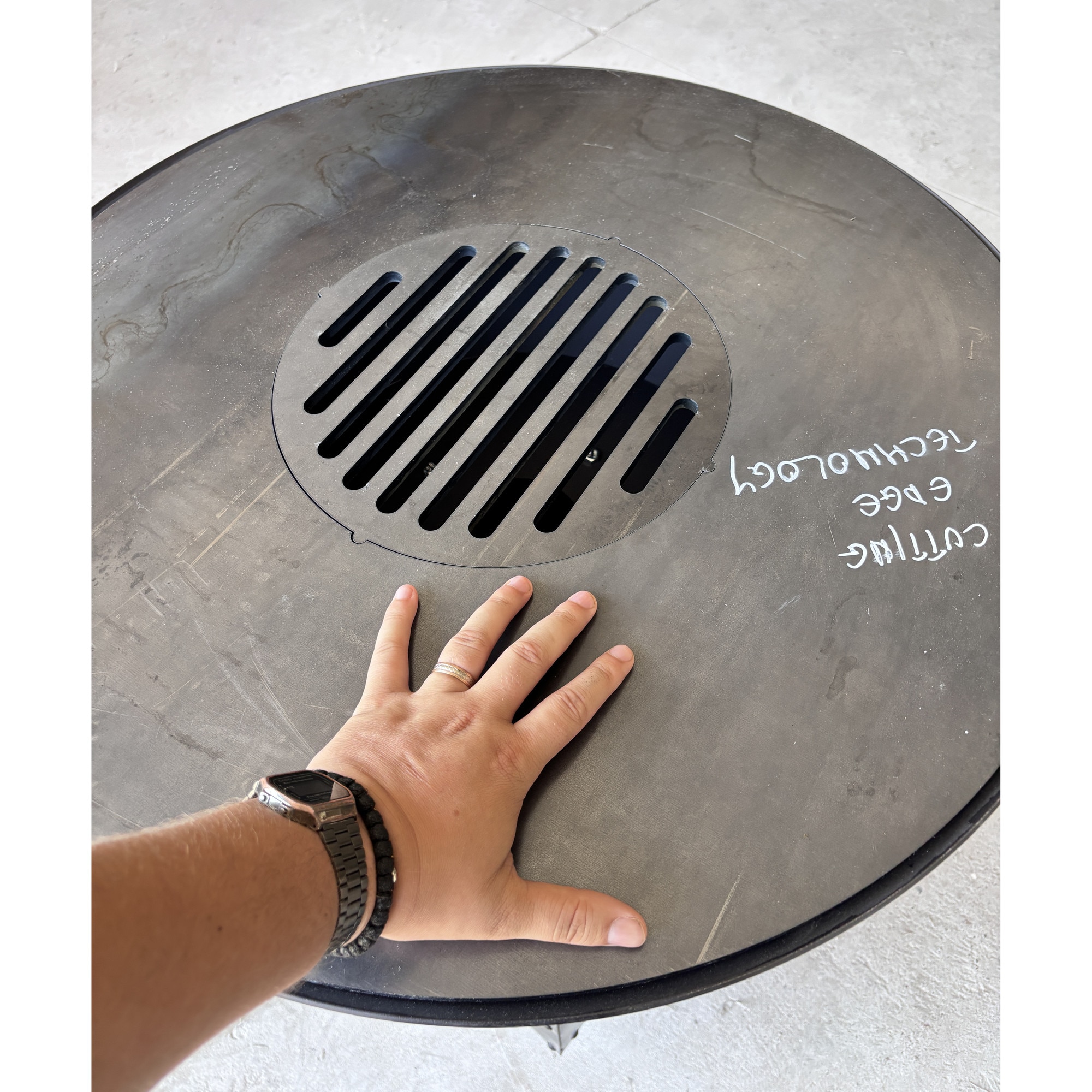 Gratar de gradina Rotund 4 in 1 diametru 75 cm firepit Flacari cu Plita ...